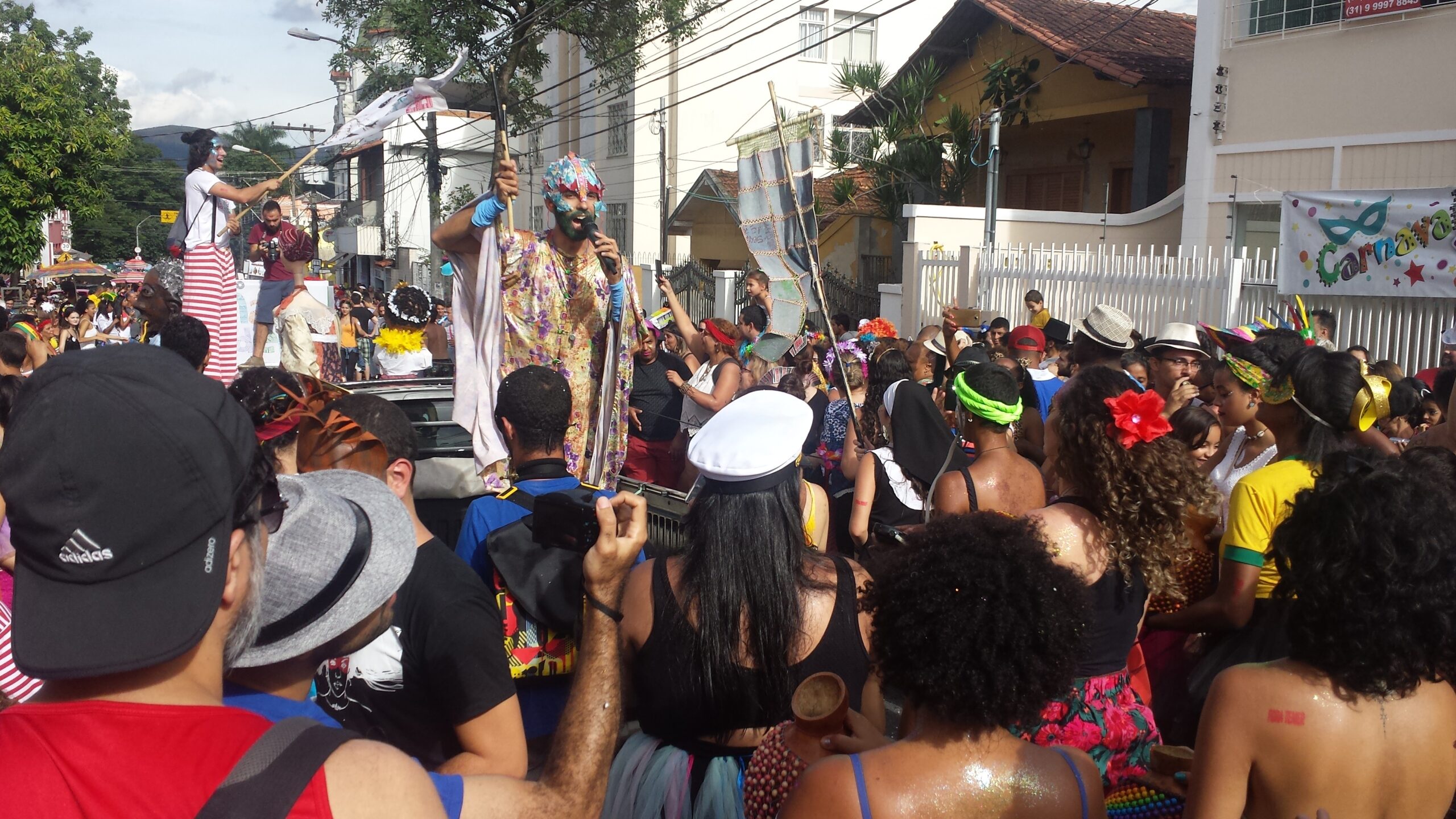 Bloco Maria Baderna agitou Santa Tereza, em BH - Esquerda Online